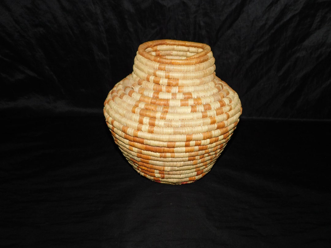 Vtg Pakistani Brown Coiled Pictorial Basket Storage Container Pakistan ...