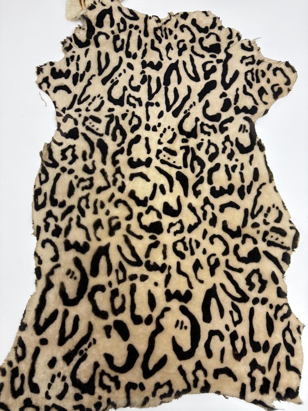 Leopard Pattern Sheepskin Hide | Genuine Sheep Fur | Real Sheepskin for ...