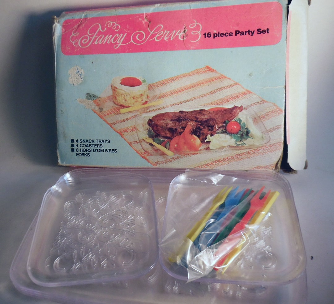 1979 Snack Set 16 Pieces Plastic 1979 Vintage Fancy Serve - Etsy