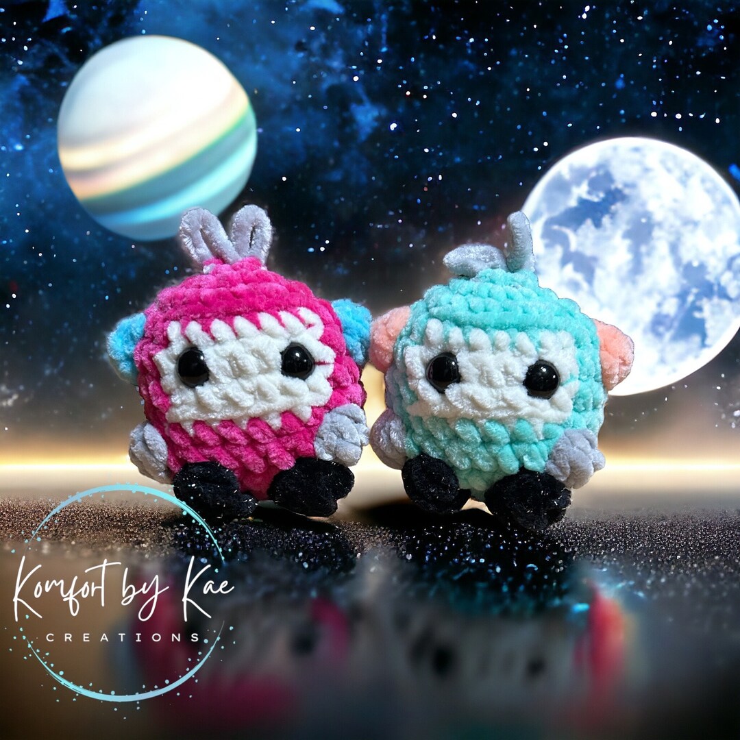 Robot Crochet Keychain, Plush Amigurumi, Stuffie, Plushie, Gift ...
