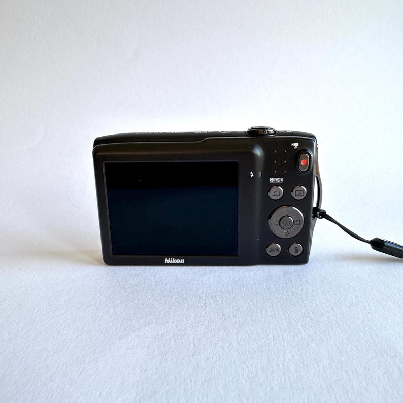 Vintage Nikon Digital Camera — COOLPIX S3300 Slim Compact Digicam, 16.1 ...