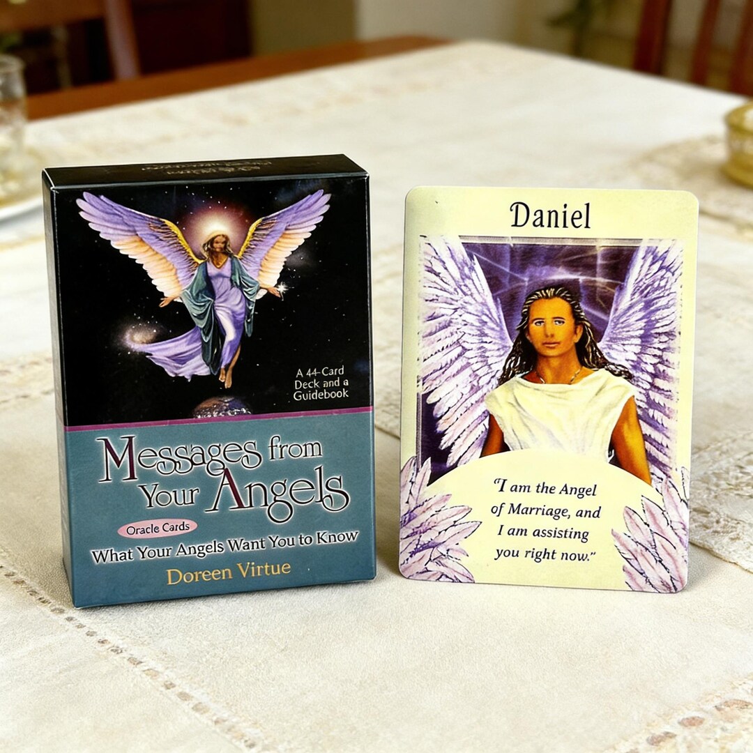 Angel Whispers in a Deck: Messages From Your Angels Oracle Cards 44 ...