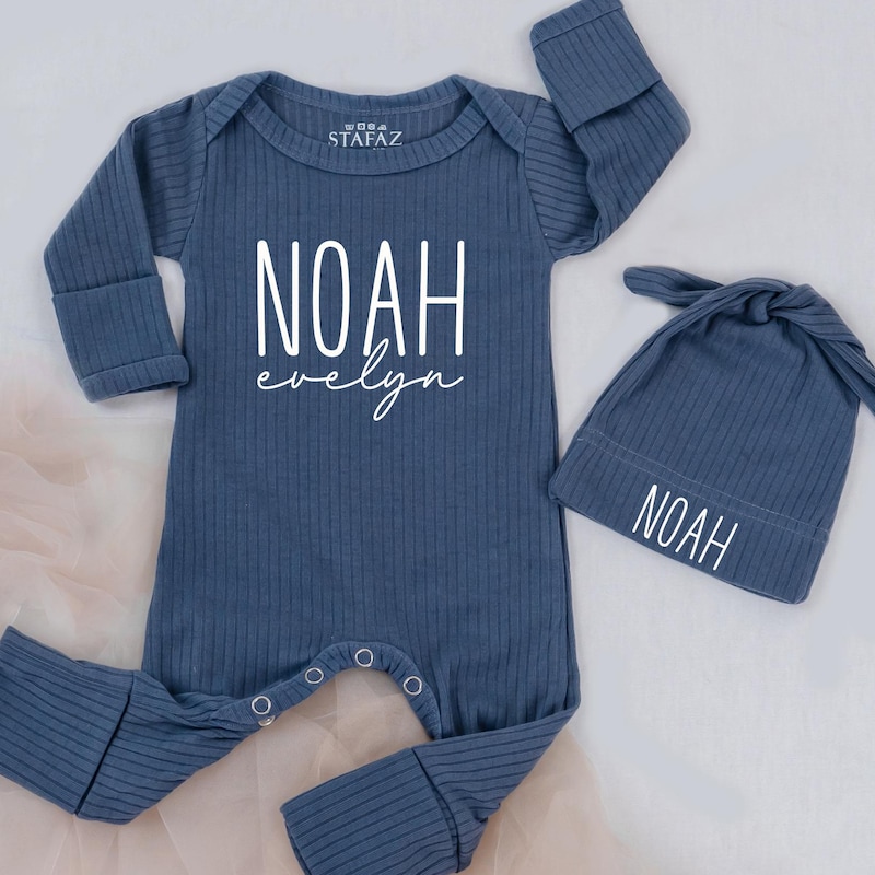 Personalized Newborn Outfit - Etsy