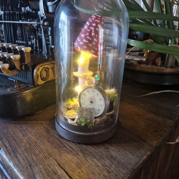 Toadstool Lamp - Etsy UK