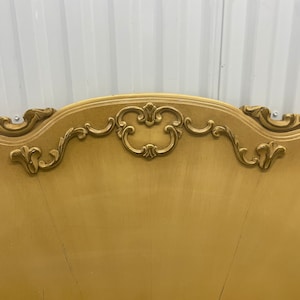 Full Size Vintage Ornate Gilt Wood Clam Shell Headboard Grandmillineal ...
