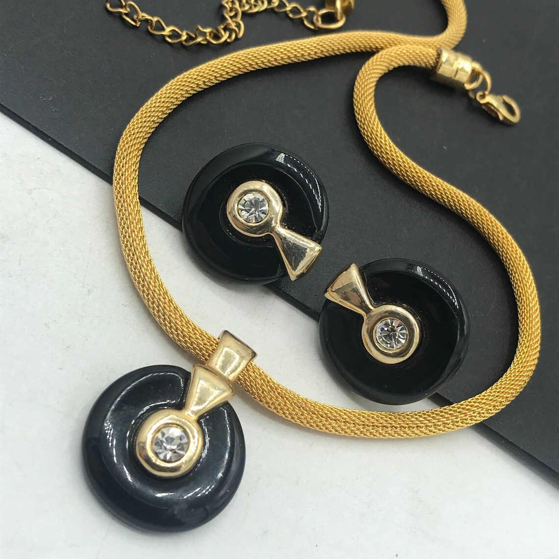 Bijoux Terner Vintage Rhinestone Pendant Necklace & Clip on Earrings ...