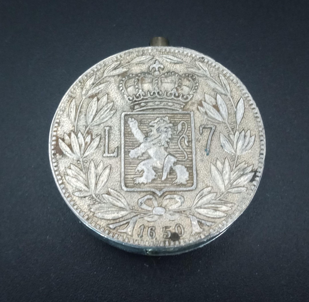 Vintage Lion Crown Lighter 1950's 1960's - Etsy