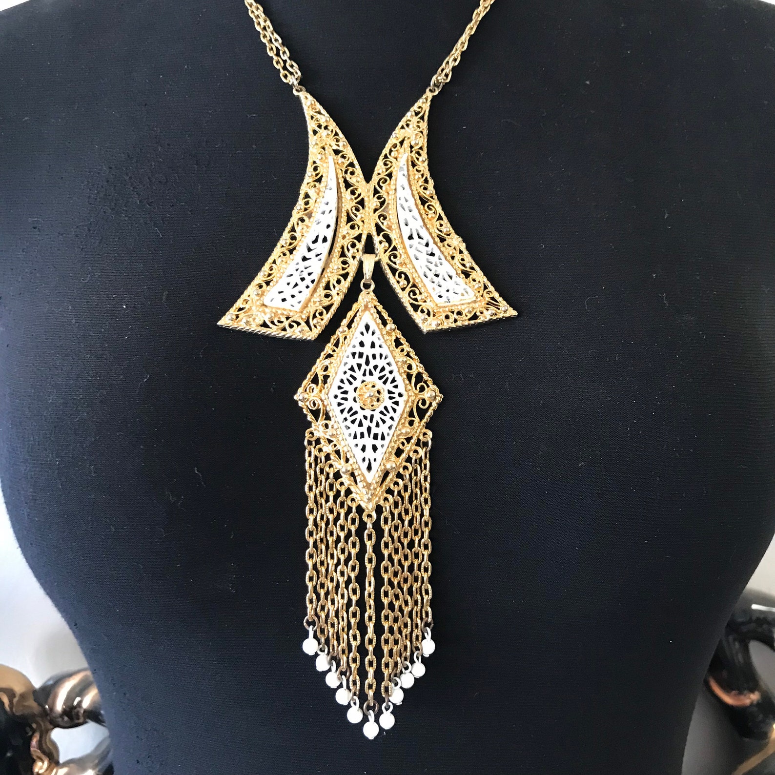 Very Pretty Necklace Gold Tone White Enamel Large Pendant - Etsy