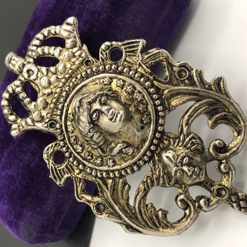 Vintage Crown Faces Crest Shield Coat of Arms Brooch - Etsy