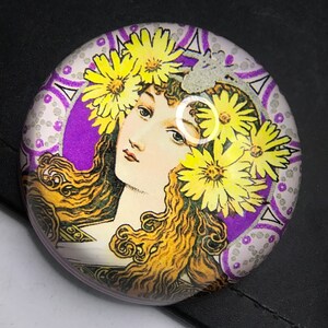 Vintage Paperweight ** Collectible Home Decor ** Holiday Gift Idea ...