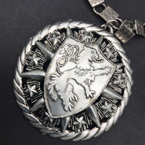 Vintage Large Lion Shield Heraldic 1960s Silvertone Metal - Etsy
