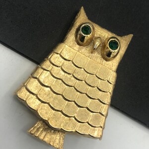 Vintage Avon Owl Brooch Pin Jewelry Perfume Compact - Etsy