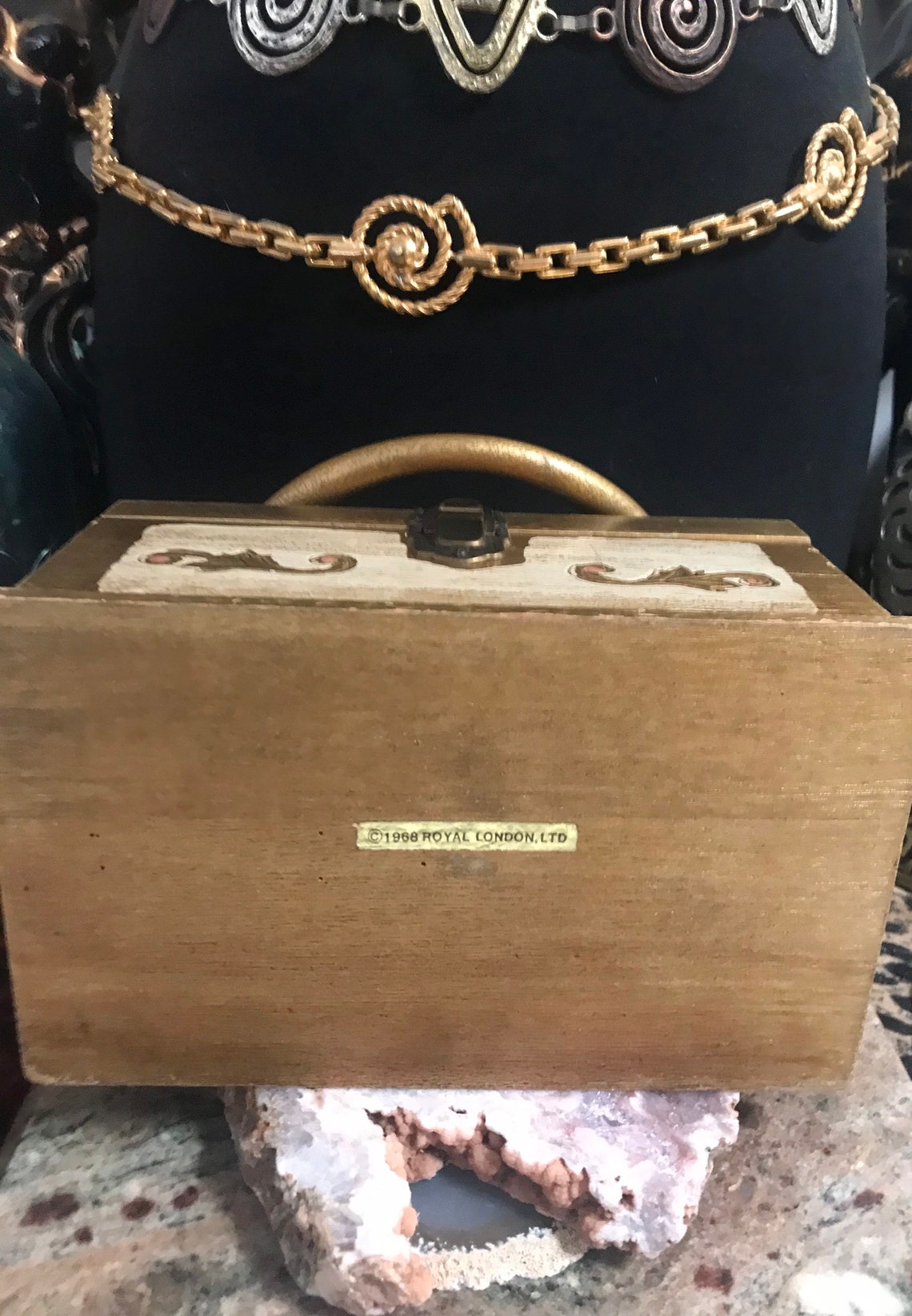 1968 Royal London, Vintage Wooden Box, Top Handle Purse, Collectible ...