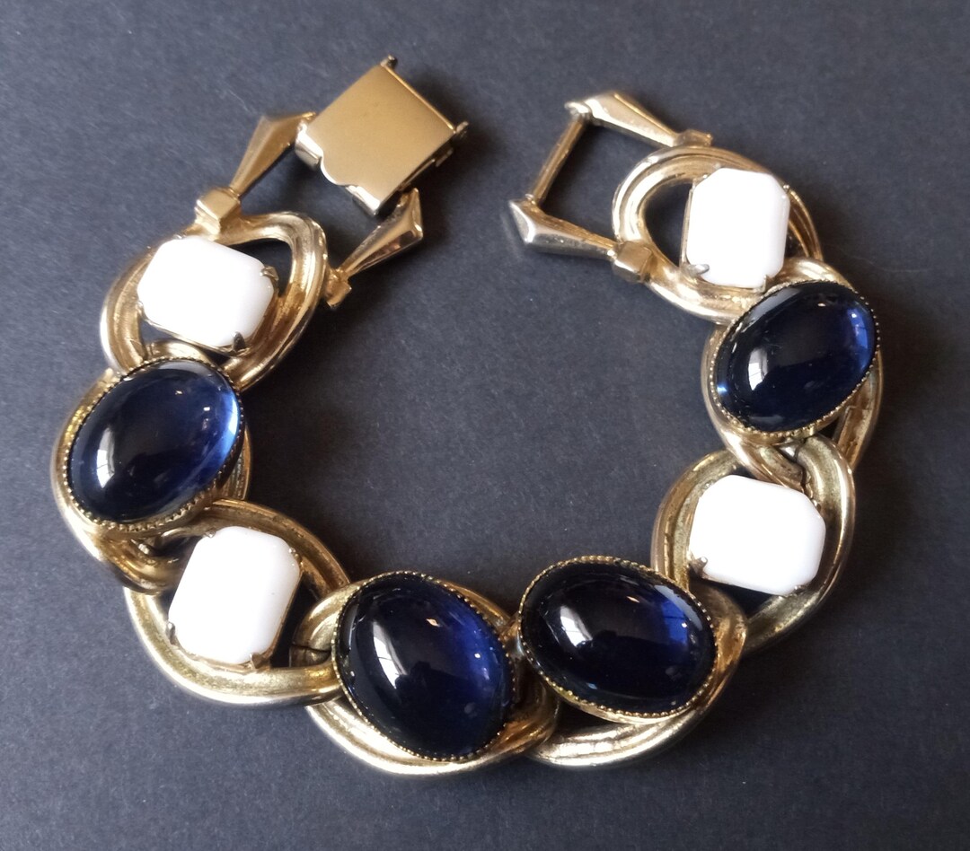 Vintage Blue & White Milk Glass Chunky Bracelet 1950's Jewelry - Etsy