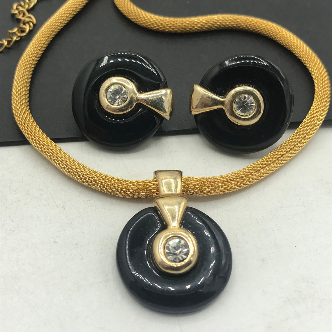 Bijoux Terner Vintage Rhinestone Pendant Necklace & Clip on Earrings ...