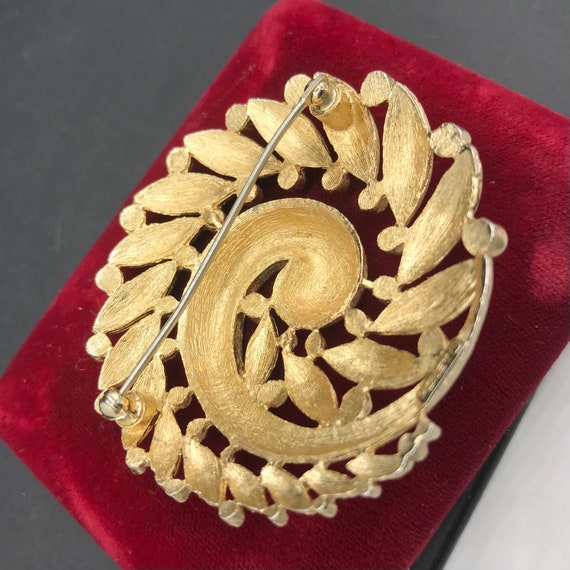 Vintage Gold Tone Brooch Pin 1950's - Gem