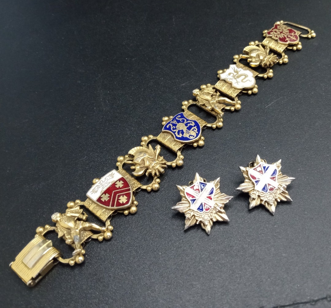 Vintage Coat of Arms Knight Heraldic Book Chain Bracelet & Clip on ...