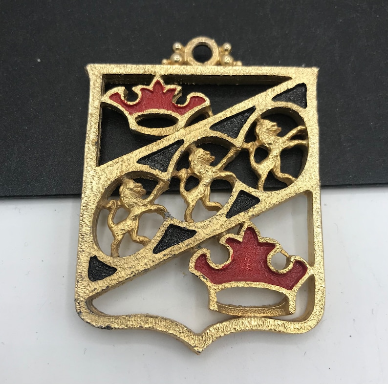 Signed STACY Designer Vintage Shield Lion Coat of Arms Pendant - Etsy