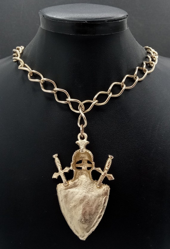 Vintage Chunky Chain Heraldic Knight Sword Shield Gre… - Gem