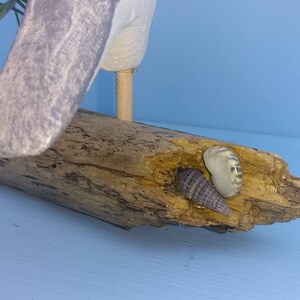 SEAGULL FOLK ART, Seagull on Driftwood, Wood Sculpture, Hand Carved ...