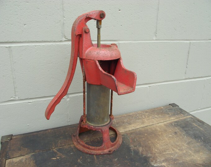 Antique Columbiana Cast Iron and Brass Well Water Pitcher Hand Pump ...