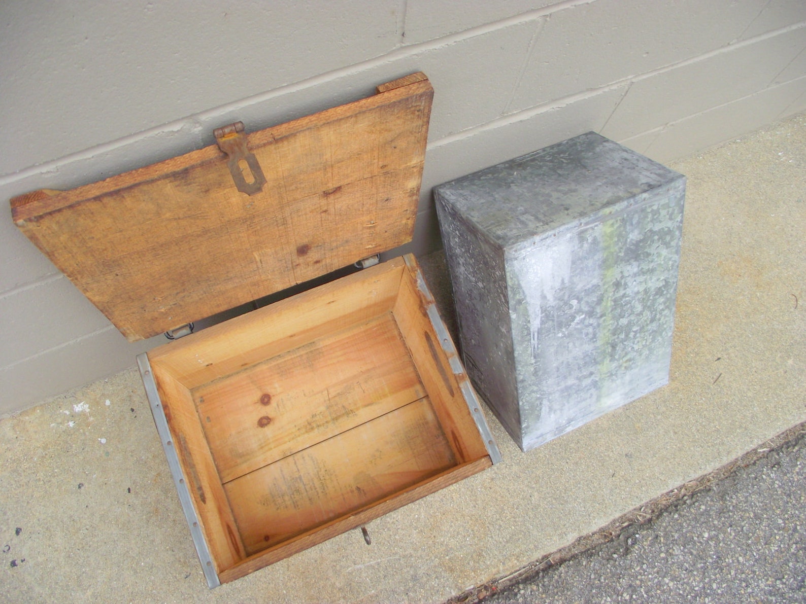Antique HOOD Wood Milk Delivery Crate Porch Box Tin Lined | Etsy