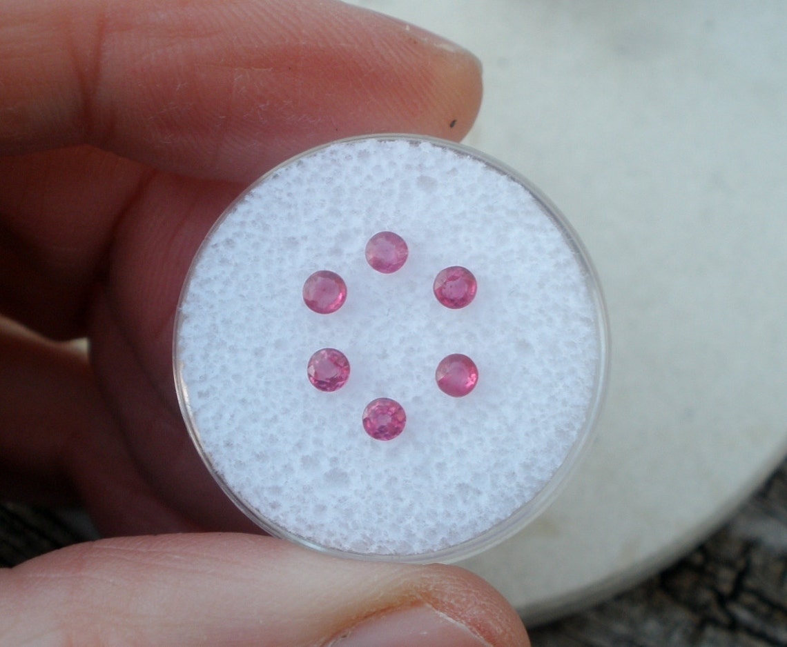 6 Loose Natural Red Ruby Round Gems 2.5mm - Etsy