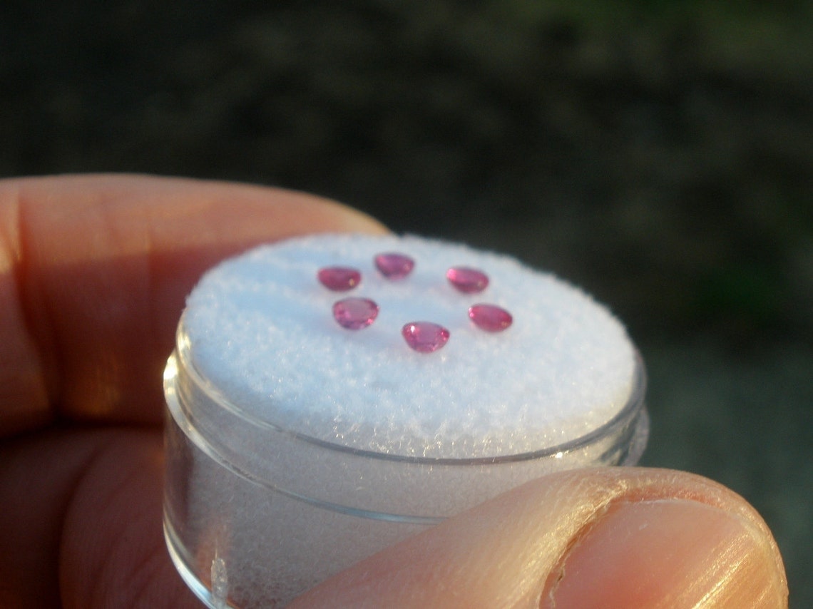 6 Loose Natural Red Ruby Round Gems 2.5mm - Etsy