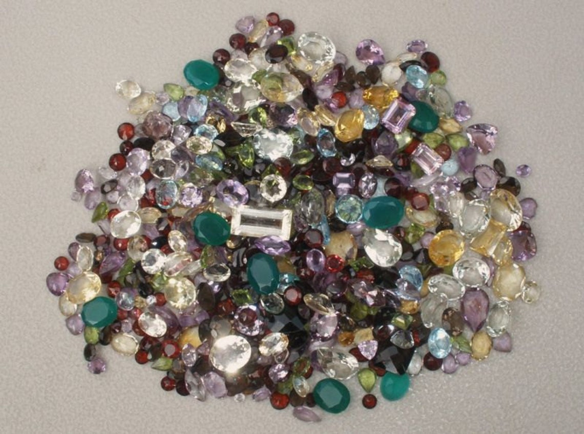 Over 500 Carats of Loose Natural Gemstone Mix Parcel Lot for Jewelry ...