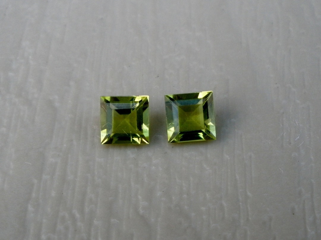 2 Peridot Square Cut Natural Loose Faceted Gems 5mm Each - Etsy