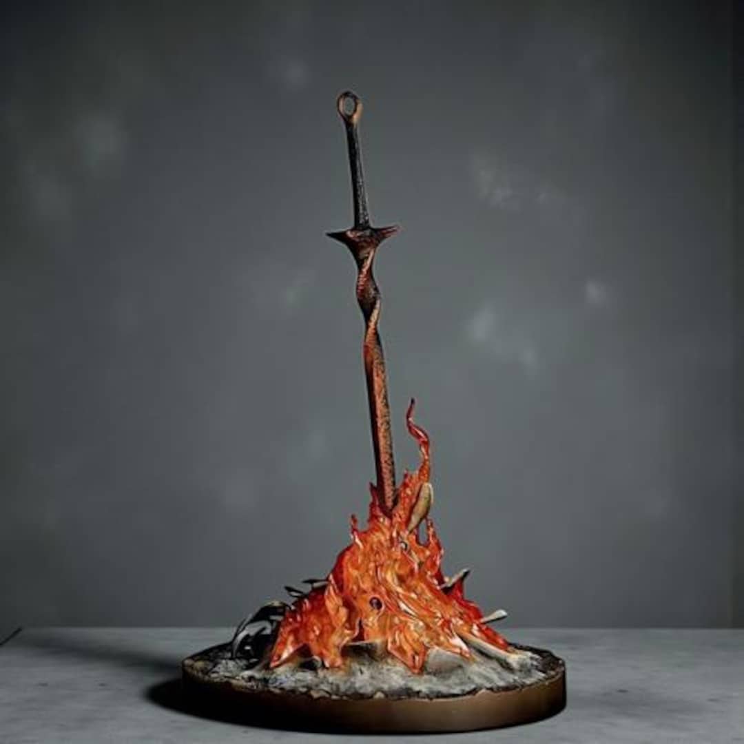 Dark Souls Bonfire Sword Figurine – Coiled Sword Replica Fantasy Decor ...