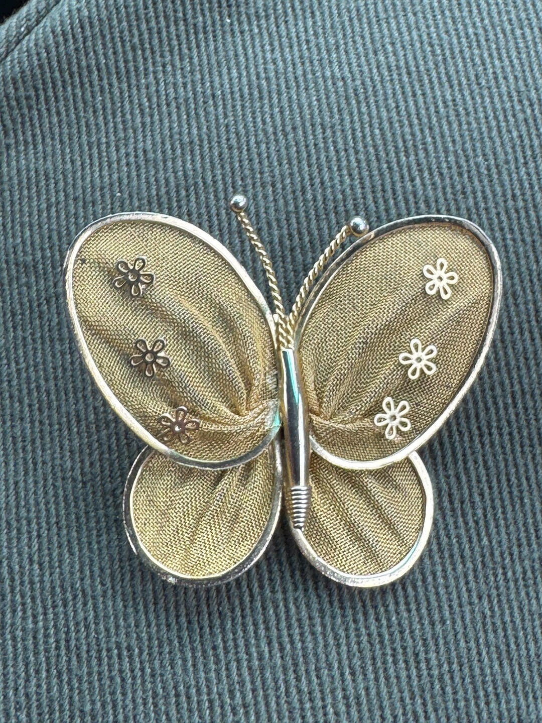 Butterfly Brooch – Gold Mesh Wing Butterfly Pin – 1960s Floral Enamel ...