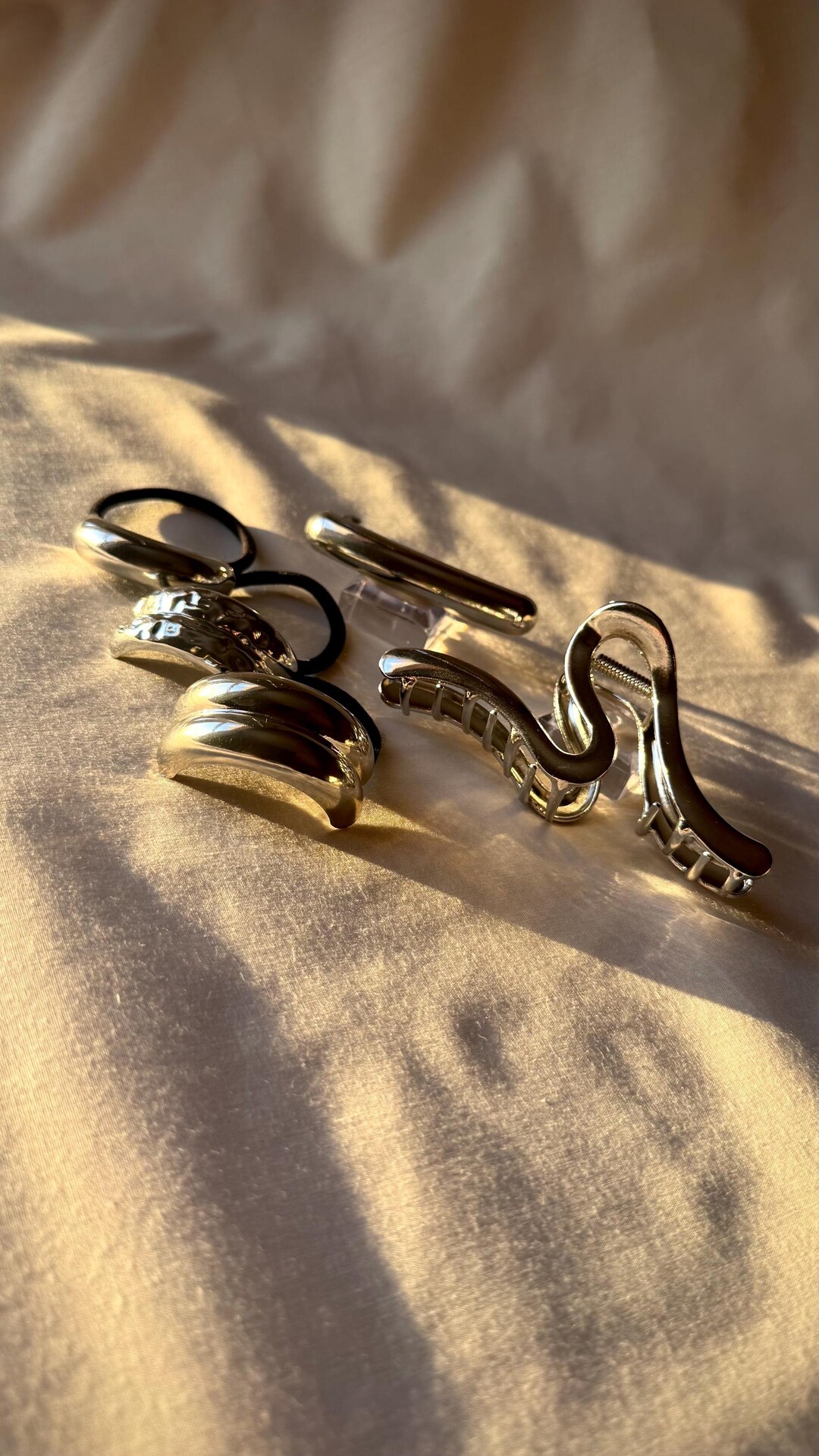 Silver Hair Clip Accessory Set, Minimalist Claw Clips, Elastics ...