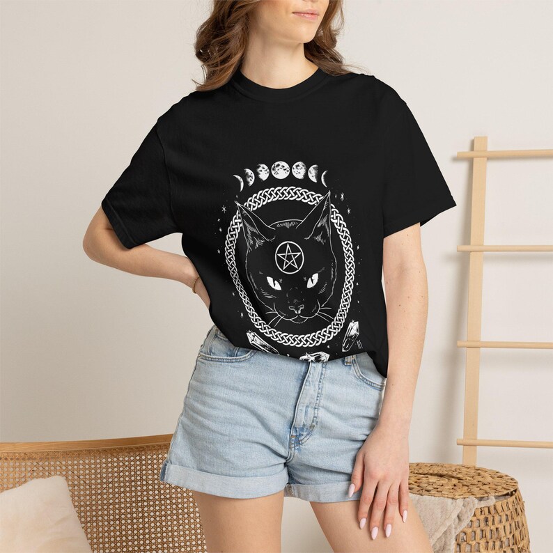 Occult Black Cat With Pentagram T-shirt | Moon Phases Graphic Tee - Etsy UK