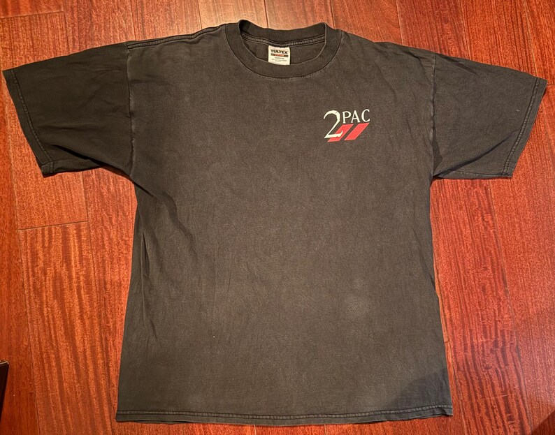 2pac Tupac Middle Finger US Official Promo Vintage T-shirt in 1999 XL ...