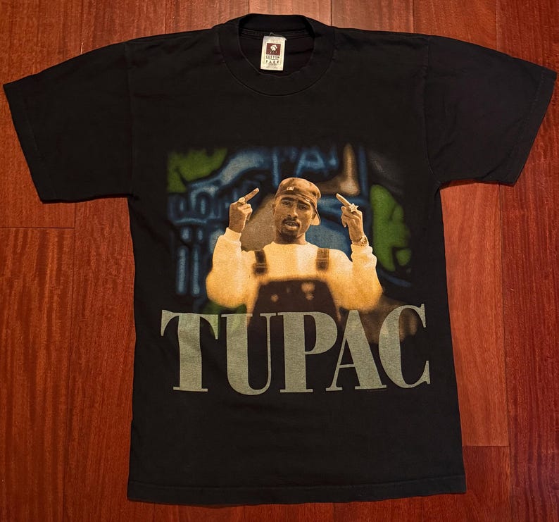 2pac Tupac Middle Fingers US Vintage T-shirt in 1999 Original 90s ...