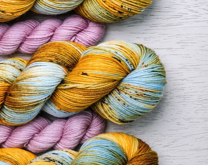 Singalong Monthly Yarn Club, May: Hercules - Etsy