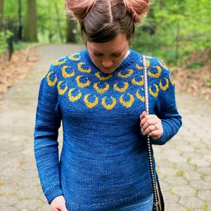 Womens Crescent Moon Knit Sweater Pattern, PDF Pattern, Crescent Moon Sweater - Etsy
