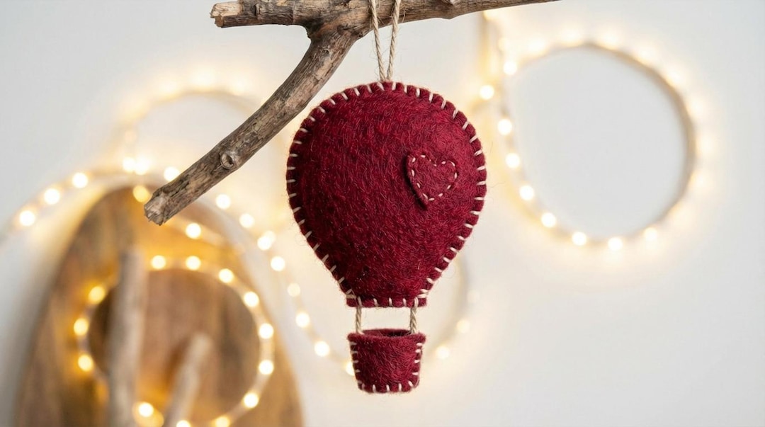 Felt Hot Air Balloon Sewing Pattern, DIY Valentines Gift, Digital PDF ...