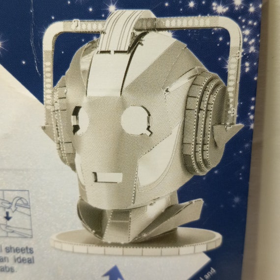 Cyberman Head Stencil