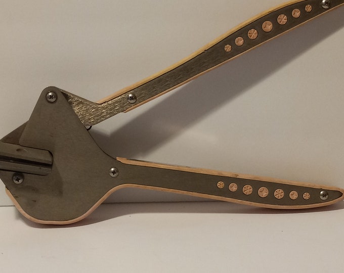Quickutz Pink Squeeze Die Cutter: Scrapbooking & Card Making Tool - Etsy