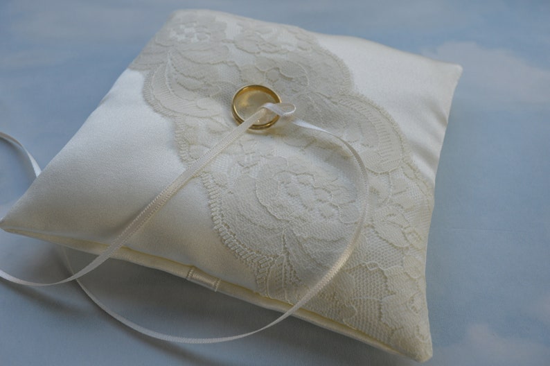 Ivory satin wedding ring cushion Light ivory wedding ring | Etsy