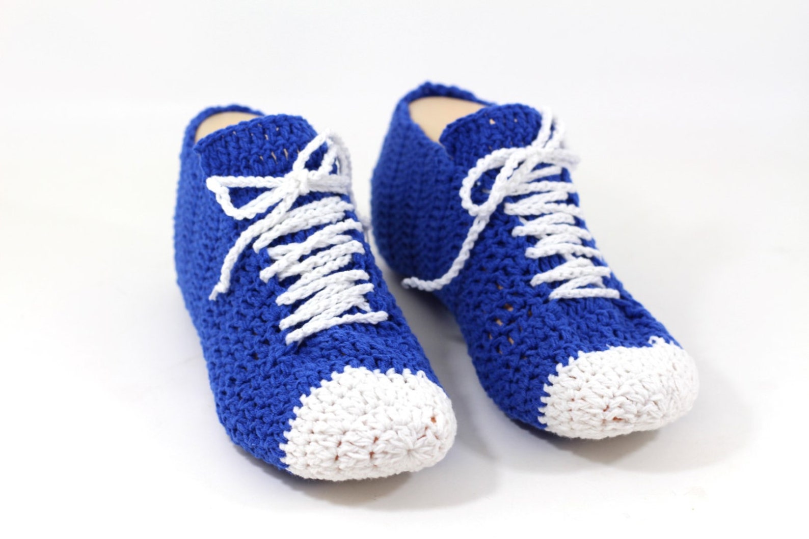 Crochet Pattern Crocheted Sneaker Slippers Pattern Unisex - Etsy
