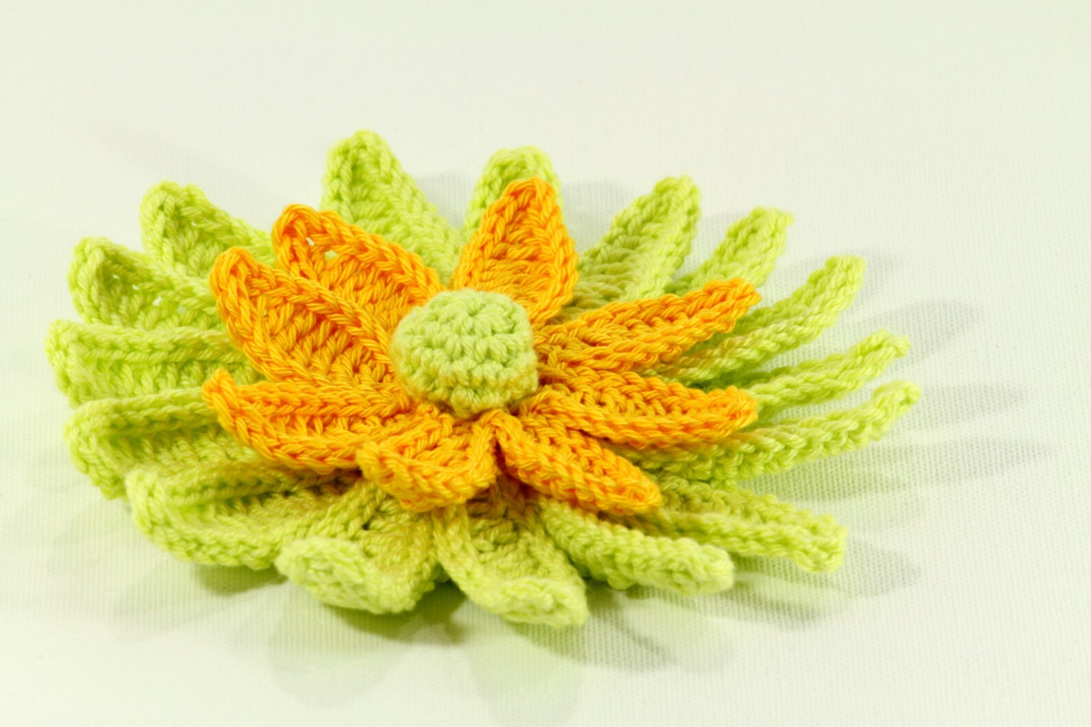 Large Gerbera Flower Crochet PDF Pattern, Handmade Yarn Flower Tutorial ...