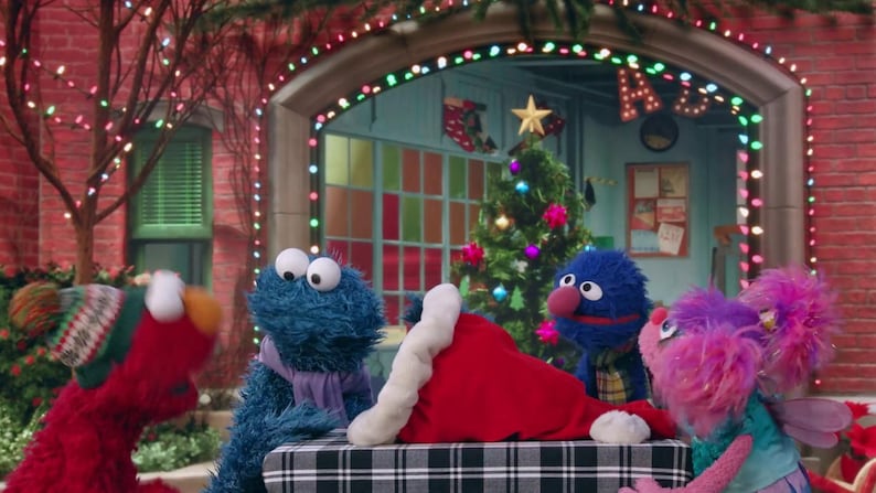 Elmo and Mark Rober’s Merry Giftmas (2025) Movie DVD - Family, TV Movie ...