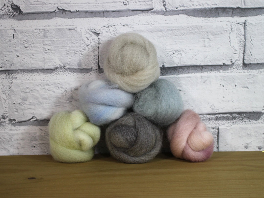 Wooly Buns in Smoke Screen, Wool Roving Collection, Fiber Sampler ...