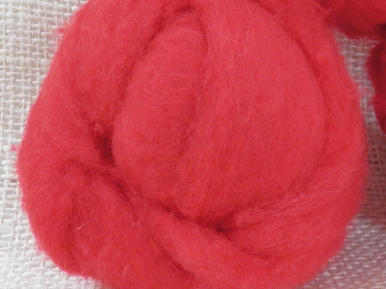 Needle Felting Wool in Scarlet Wet Felting Wool Batt Poppy - Etsy
