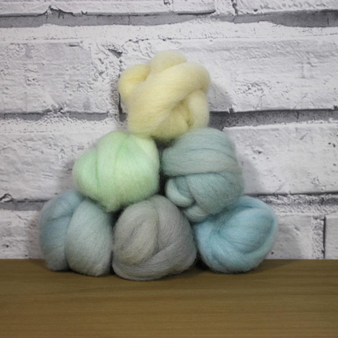 Wooly Buns in Mountain Breeze, Wool Roving Assortment 6 Piece Hand Dyed ...