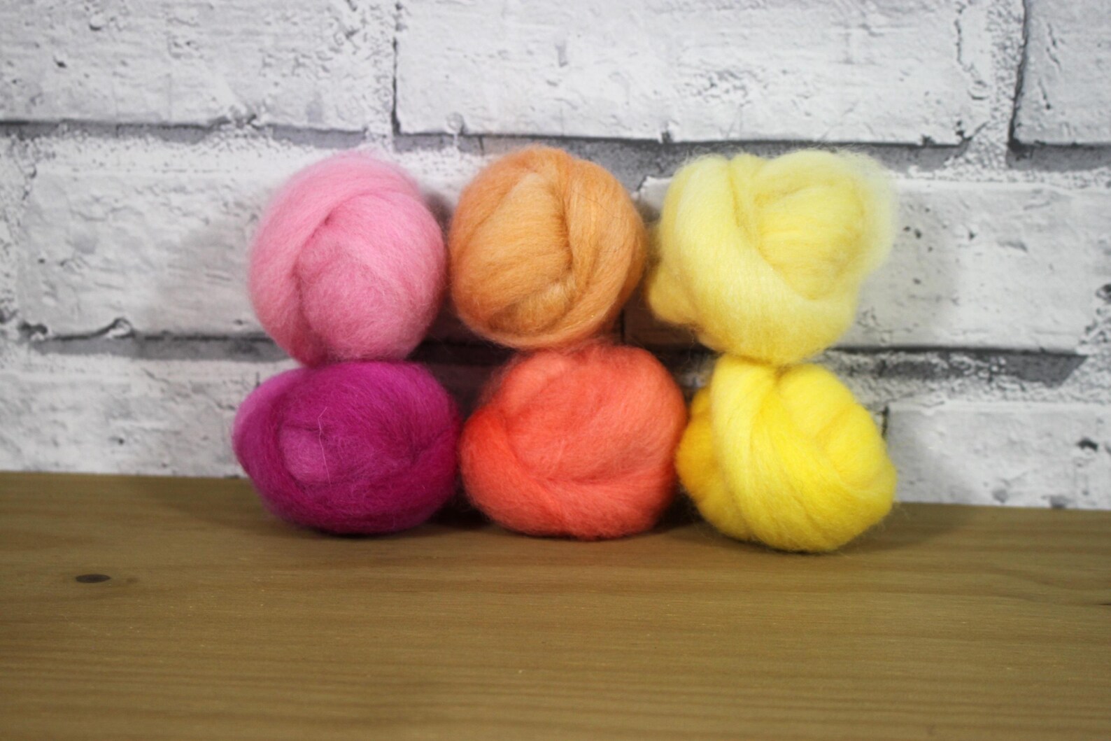Wooly Buns Collection in Fruit Salad, Wool Roving Assortment, 6-piece ...