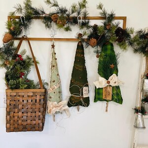 Farmhouse Fabric Christmas Tree, Messy Tattered Primitive Christmas ...